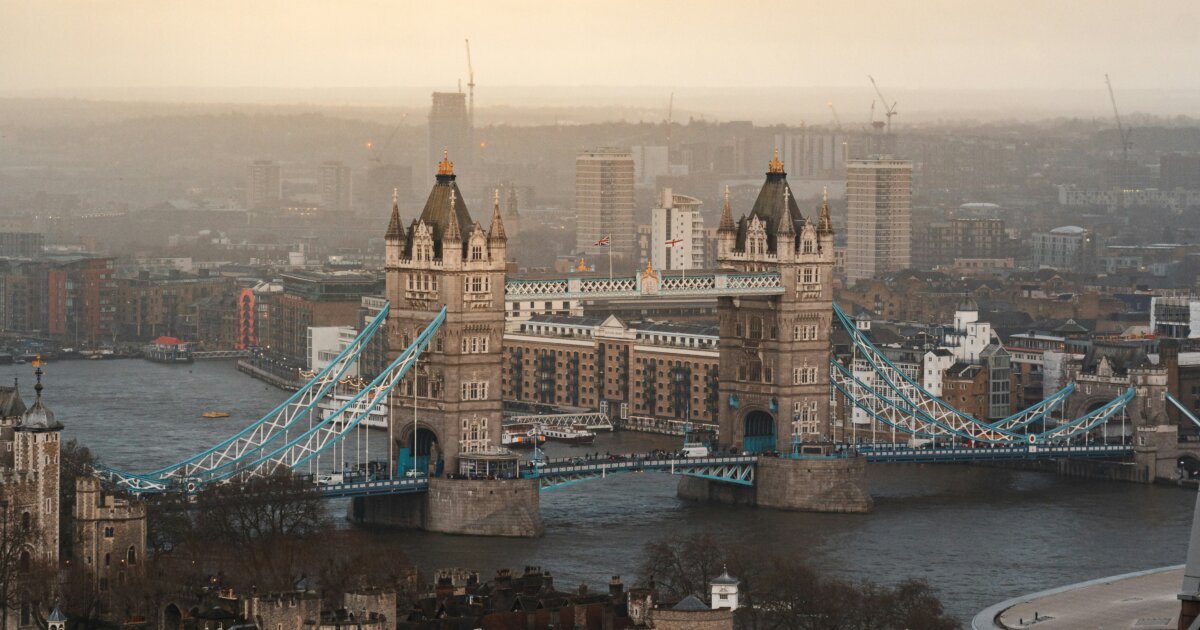 The Tower Bridge website: a new benchmark in sustainability - Ten4 - a ...